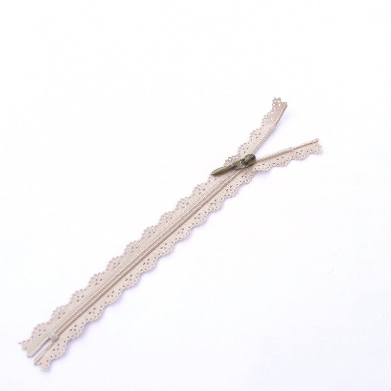 Lace Edge Zipper Size : 20cm